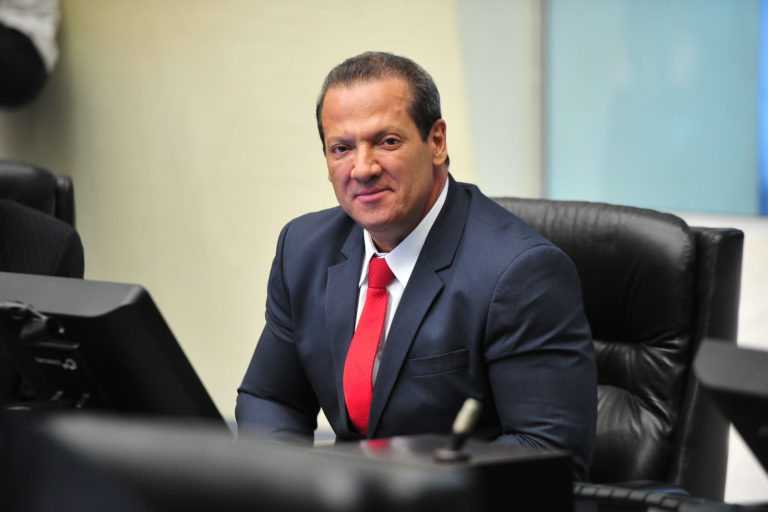 Biografia – Deputado Gilberto Ribeiro